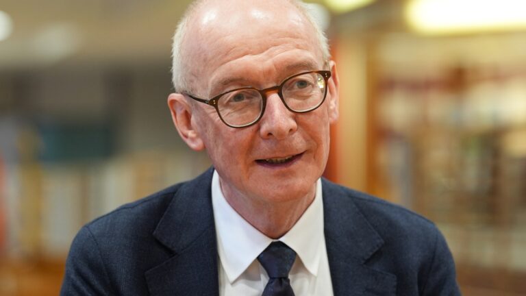 Labour MPs Urged to Support Welfare Overhaul Amid Rising Costs ...
